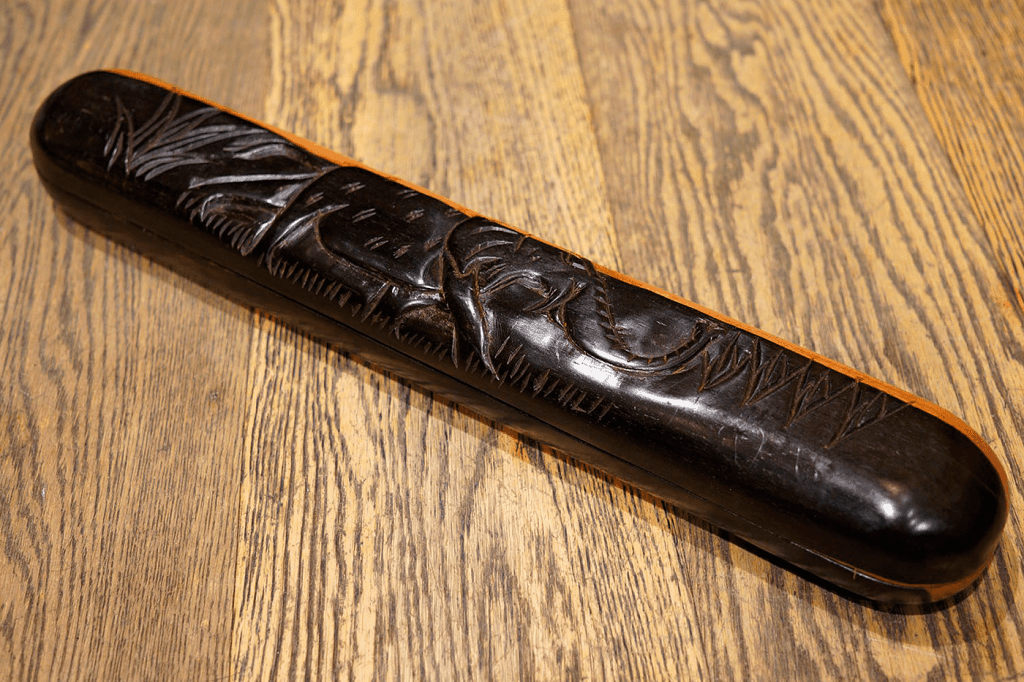 Jeu d'Awalé en ébène et aubier - Africouleur