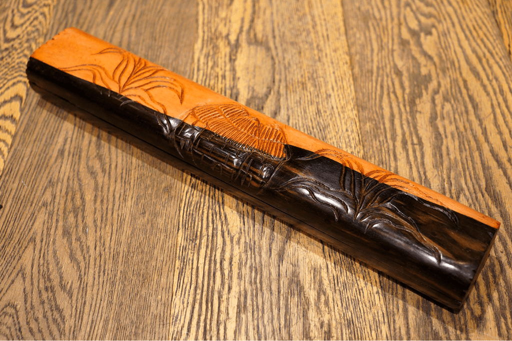 Jeu d'Awalé en ébène et aubier - Africouleur