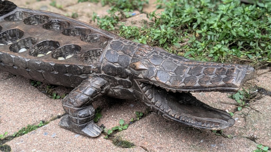 Jeu d'Awalé crocodile de Côte d'Ivoire - Africouleur